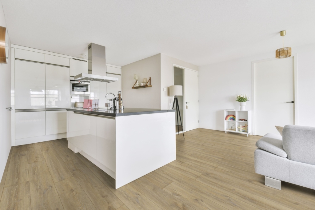 GRAND SELECTION Evolution: Designer floors in oak look